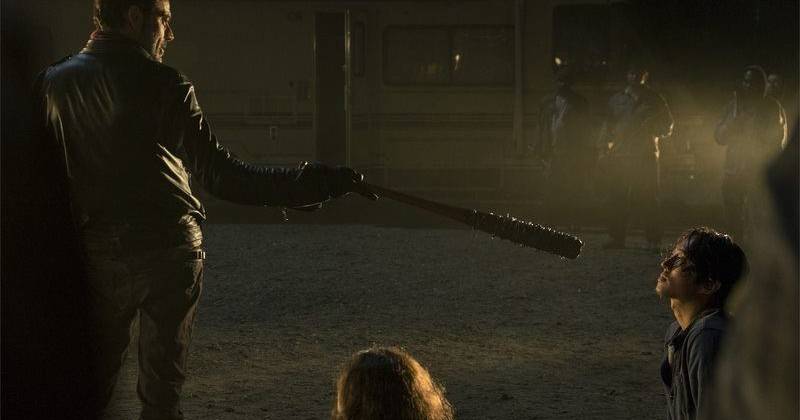 Lý do vì sao Glenn chết? Do Daryl hay không?