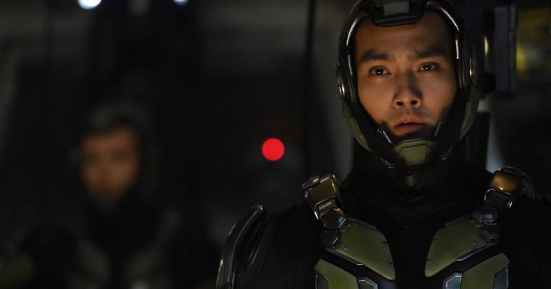 Pacific Rim 2 - Thừa hưởng nhan sắc tuyệt trần của mẹ, hèn chi "Âu ...