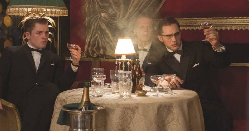 Tom Hardy nhập vai trong Song sinh sát thủ